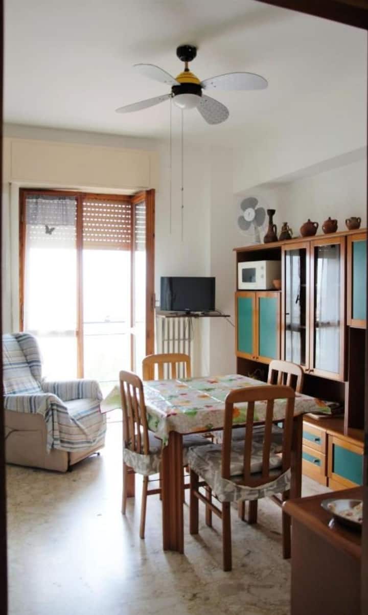 Ampio E Confortevole, Ideale Famiglie E Coppie - Termoli