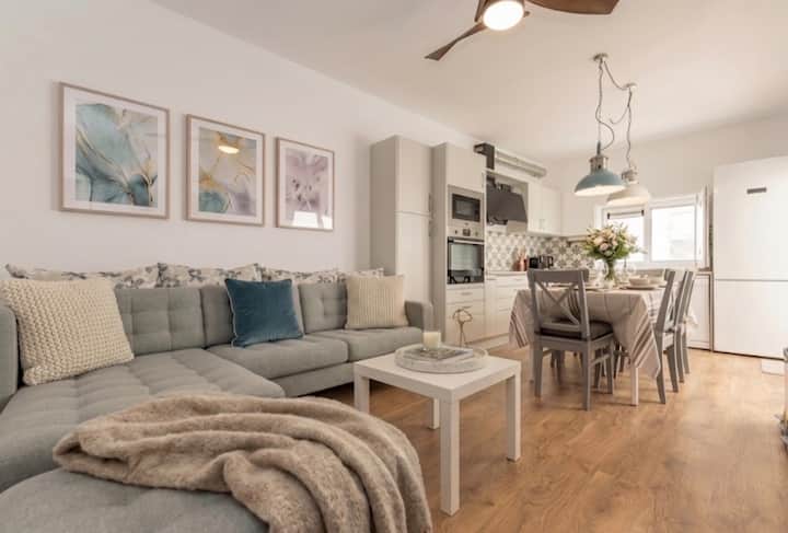 Sun, Sea And Family Comfort - Fuseta