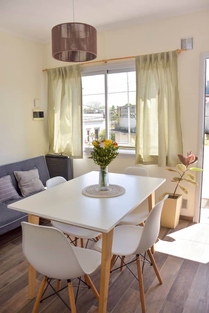 Las Blanquitas · Dpto Ideal Parejas En Chascomús - Chascomús