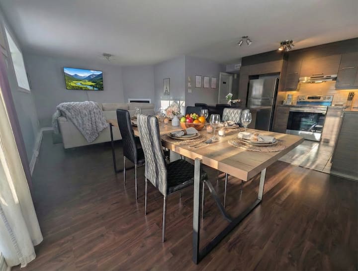 Modern 1br W/ Hot Tub | Free Parking | Near Yul - Laval