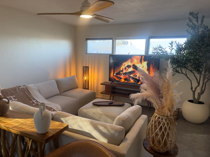 Beautiful Comfortable Penthouse In Downtown Hudson - Hudson, WI