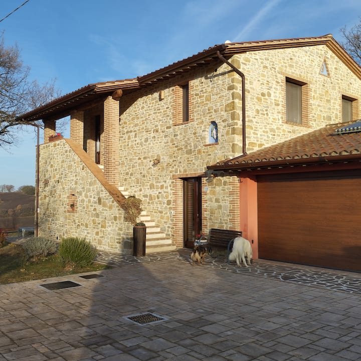 Casale Di Campagna Tra Natura E Tranquillità - Assisi