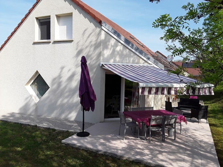 Jolie Maison "La Vie En Rose" - Lons-le-Saunier