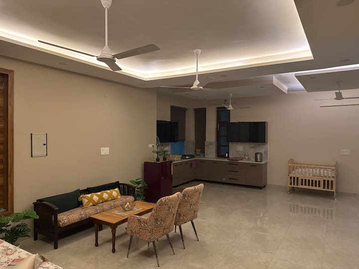 2 Bhk Apartment 2 Baths Near Keys Hotel, Ldh. - Ludhiana