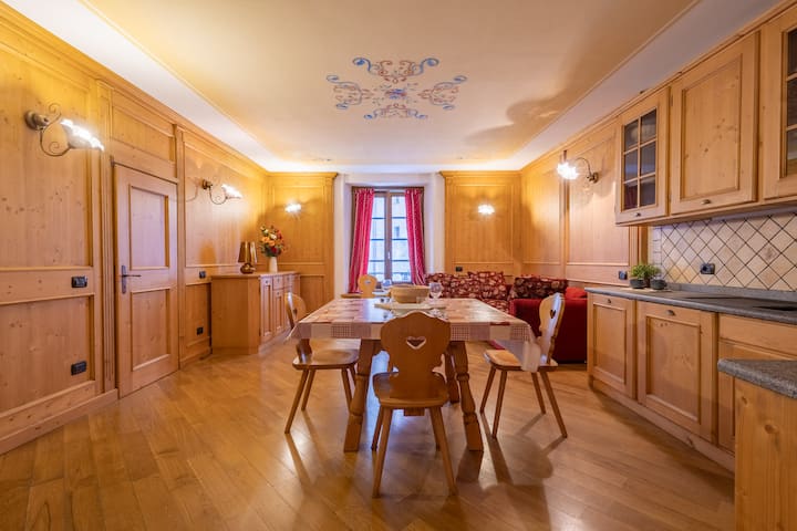 Trilocale Di Charme Nel Cuore Storico Di Bormio - Bormio