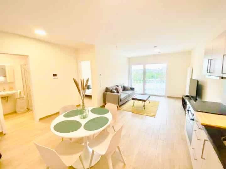 Chic City Escape In Luxembourg - Strassen