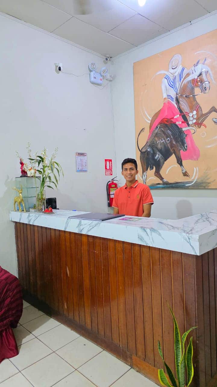 Hab Matrimonial-con Aire Acondicionado - Iquitos