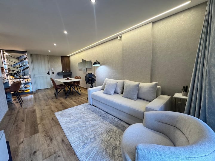 Apto De Lujo Con Piscina Y Excelente Ubicación - Barranquilla