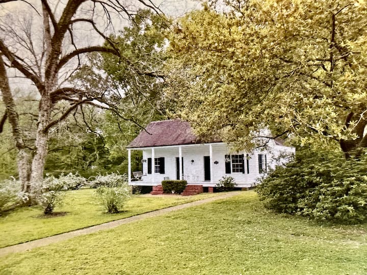 Brandon Hall Plantation - Carpenter Cottage - Natchez State Park, Natchez