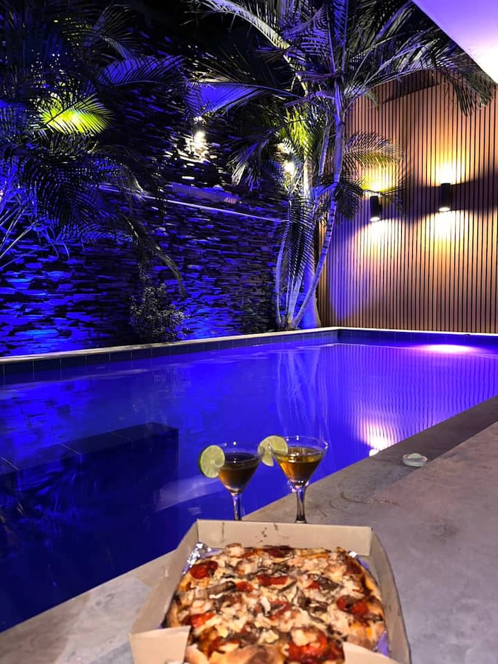 Casa De Lujo Con Piscina Privada En Cúcuta - Cúcuta