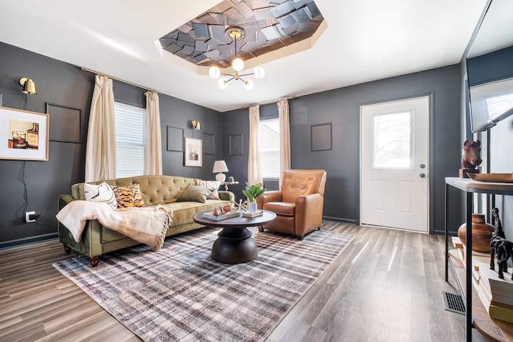 The Mint Julep On Lydia Street - Louisville, KY