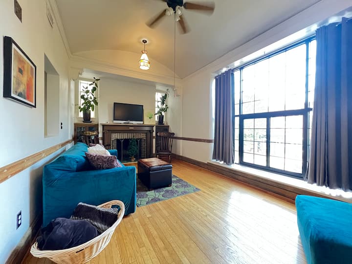Unique 2-bedroom Apartment In Canton - Baltimore, MD