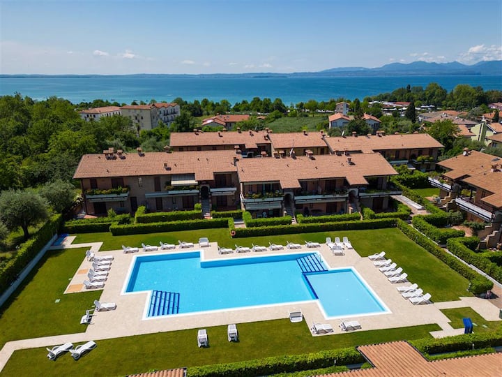 Nido Tra Gli Ulivi : Piscine Et Jardin à Lazise. - Lazise