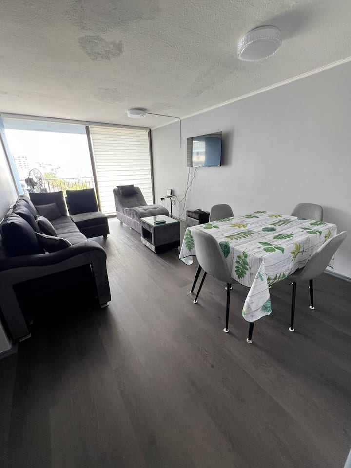 Departamento Plan De Valparaíso Recién Remodelado. - Valparaíso
