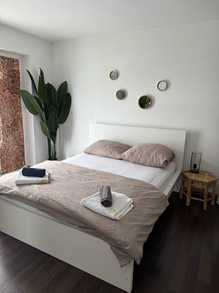 (3) Große Wohnung Mit 3 Zimmer Nähe Salzburg - Freilassing