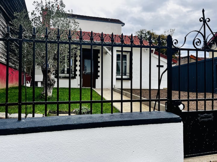 Maison De Ville Avec Garage - Limoges