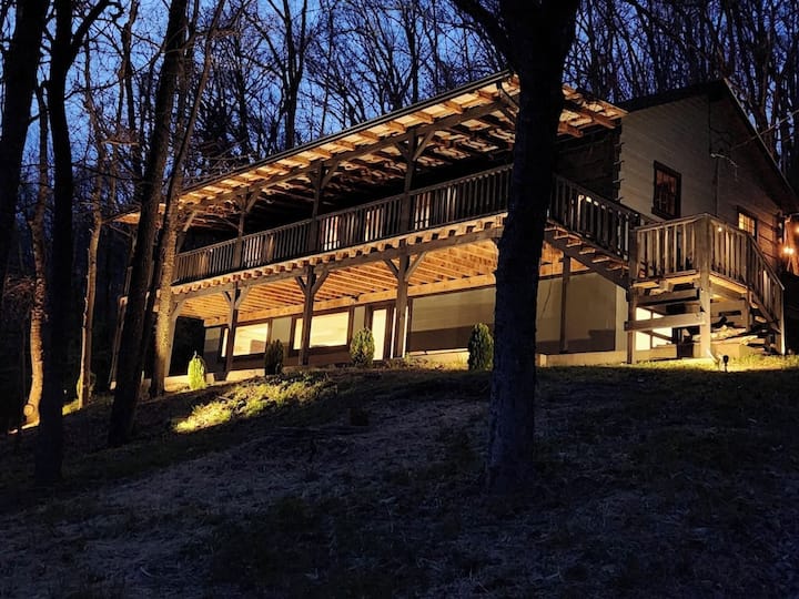 Deerridge Lodge Charming Retreat Historic Franklin - Nashville, TN