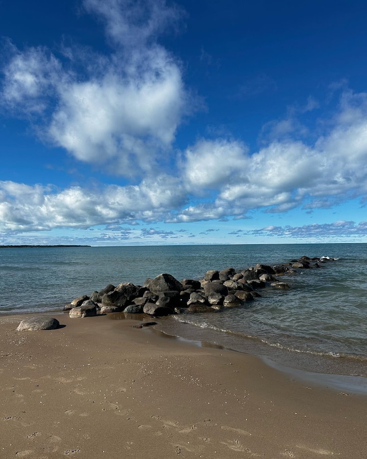 Guest Suite 1 
Quiet & Cozy - Port Elgin