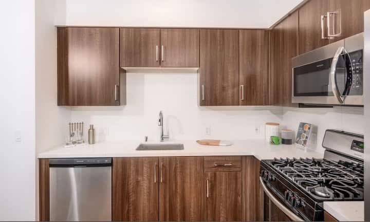 Peaceful Orange County Retreat - Garden Grove, CA