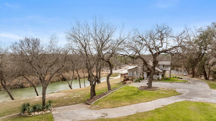 River House On Paluxy (Sleeps 10) - Glen Rose, TX