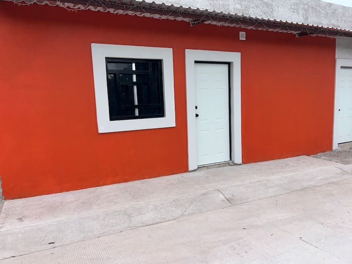 Mi Hogar Es Tu Hogar - Álamos