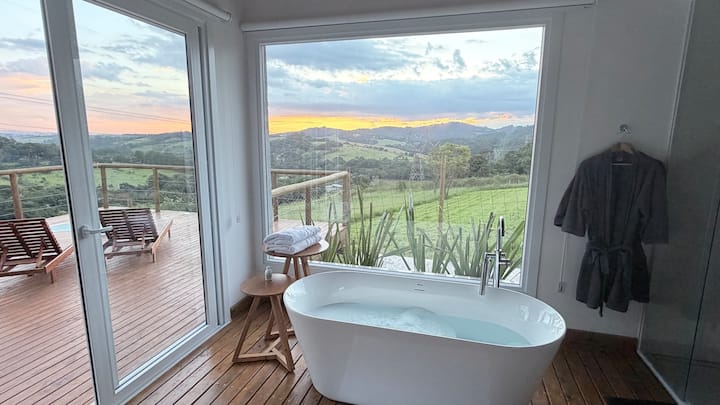 Chalé Colina De Atibaia - Vista Incrível • Ofurô - Atibaia