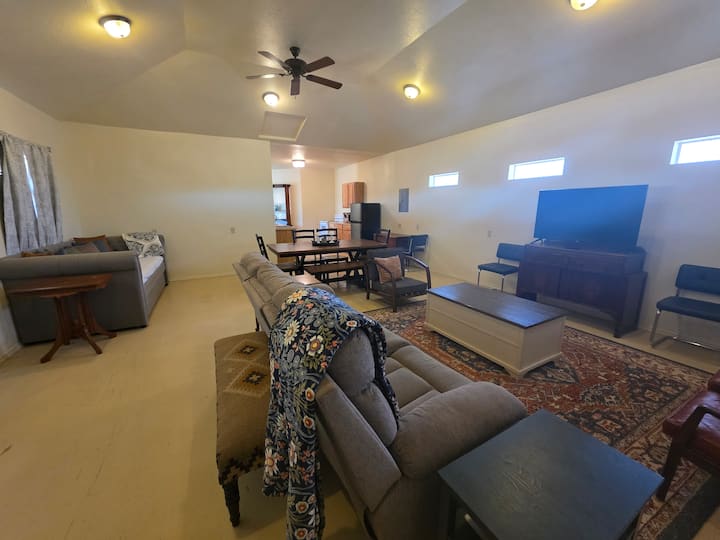 High Desert Haven - Alpine, TX
