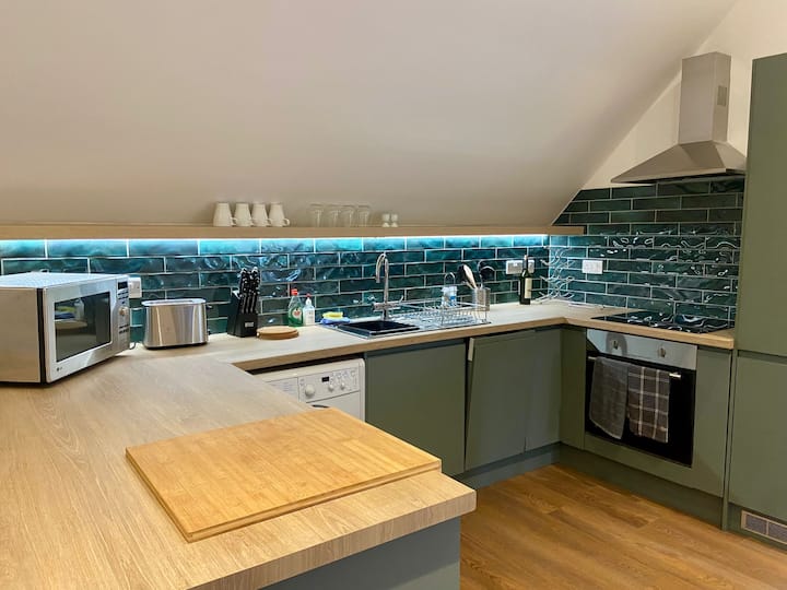 Stylish & Secluded Private Annexe Golf Course View - Nottingham