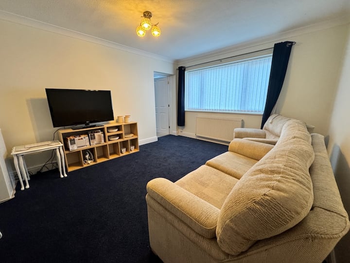 Single Bed/ensuite/ Lounge/parking/shared Kitchen - Newmarket