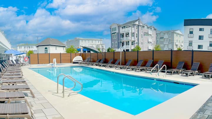 Pool View Suite Pvs | 2 Bed, 2 Bath + Private Deck - Ocean City, NJ