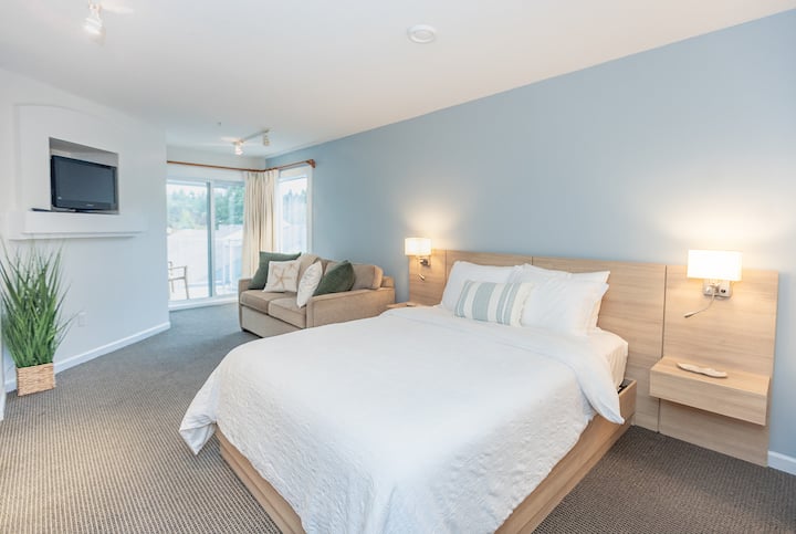 Sea Shore Studio Suite Retreat - Parksville