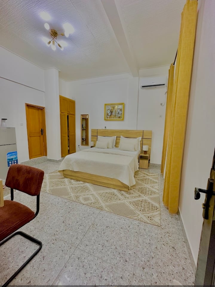 Chambre Haut Standing-makepe | Cuisine | Wifi - Douala