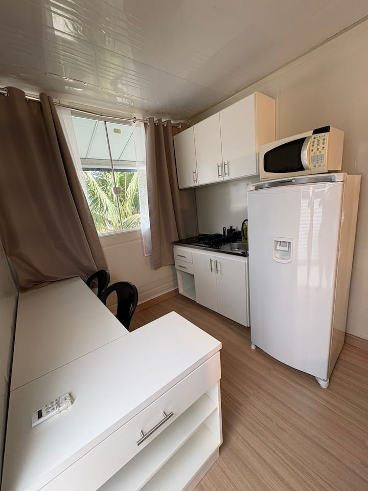 104 Vista Oeste Container Flat Matinhos Pe Naareia - Matinhos