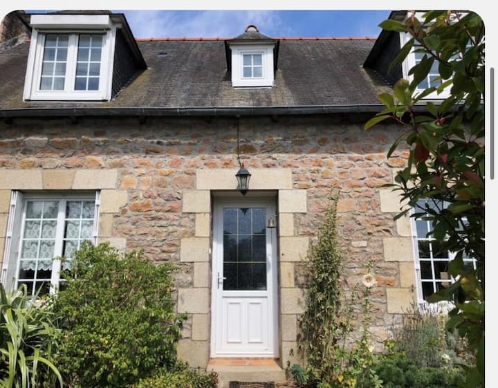 Maison Typique Bretonne Proche Mer Et Sentier Gr34 - Paimpol