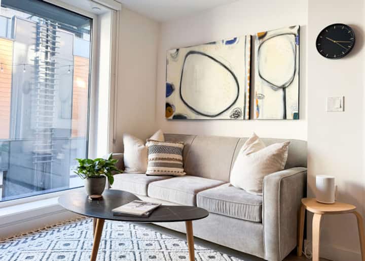 Art, Coast & Canyon - Canada