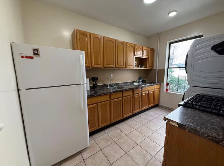Lovely 2 Bedroom Apartment - Aurora, NY