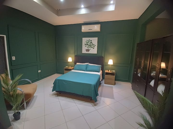 Departamento Cómodo Y Completo Para 4 Personas - Asunción