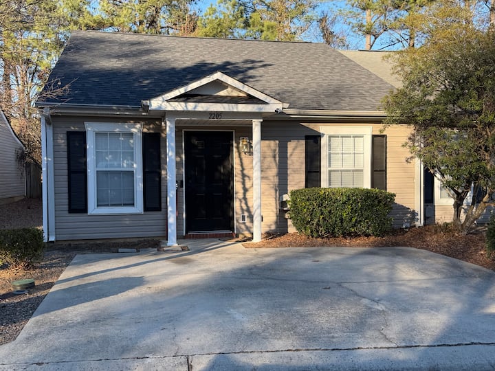 2 Bedroom 2 Bath Townhouse A Mile From The Masters - Augusta National Golf Club
