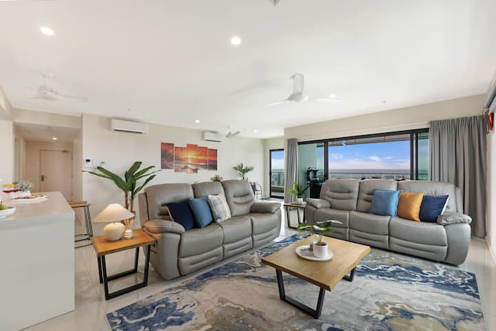 Sunset Dreaming—skyline & Harbour Vista With Pool - Darwin