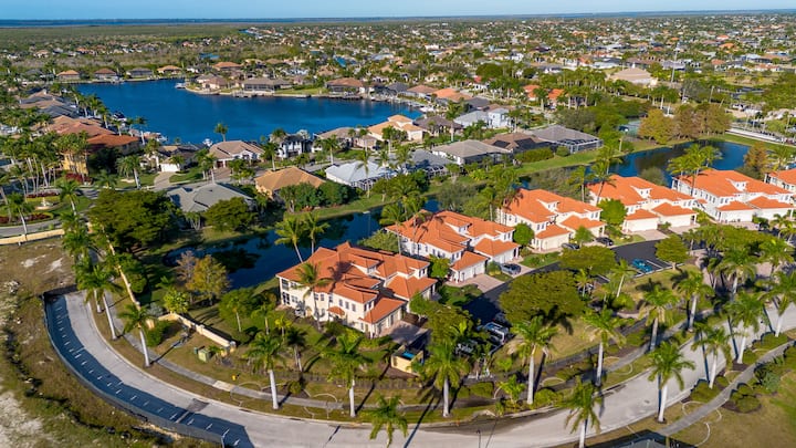 Attie's Lagoon - Cape Coral, FL