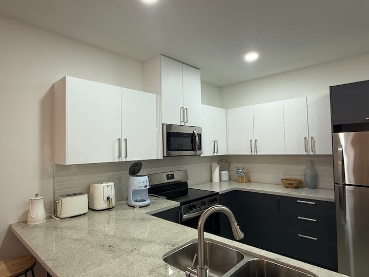 Mcallen Cozy Apartment Zen Nest - McAllen, TX