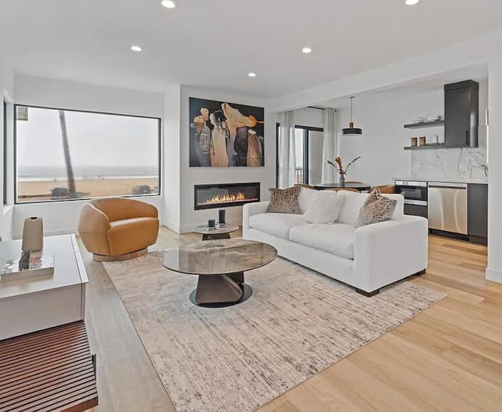 Ocean View Sleek Modern Condo - Venice Beach, CA