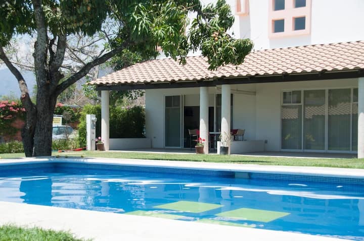 Casa Tranquila En Oaxtepec – Conjunto Palmeiras - Cocoyoc