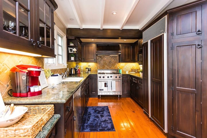 Wake Up To Endless Sea Views | Seaside 4br S#3474 - Newport Beach, CA