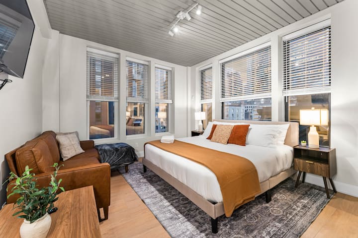 708b Brandnew Studio Condo|walktot|cityviews - Boston, MA