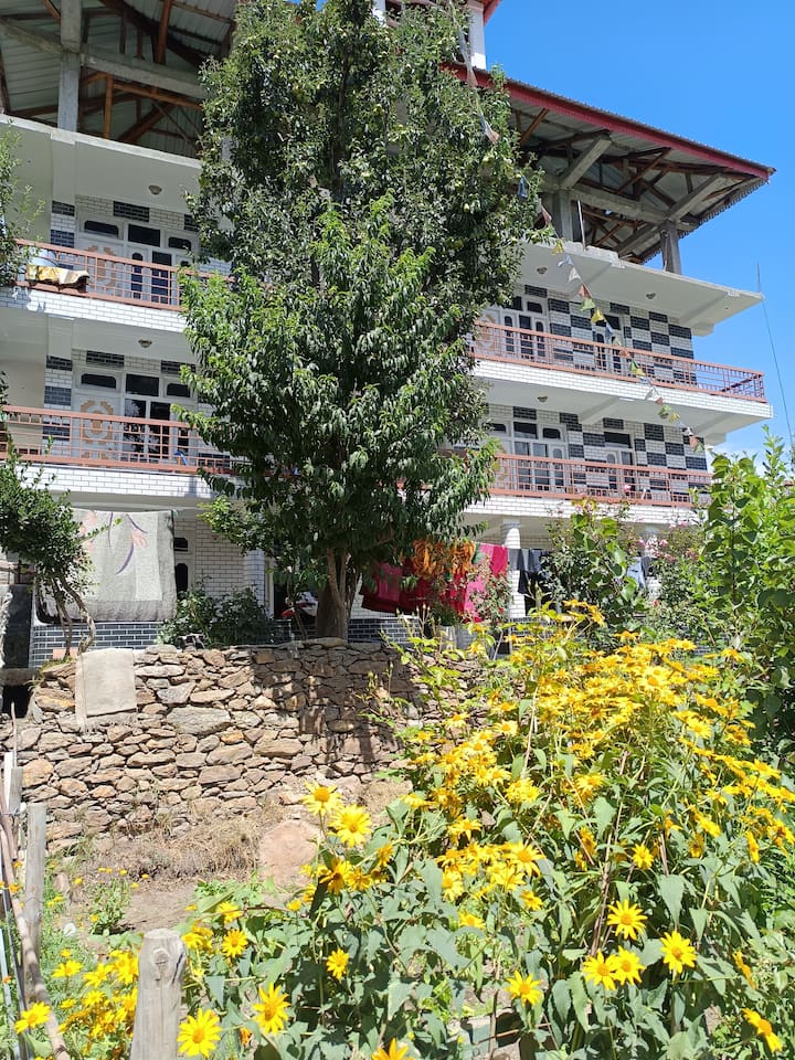 Such As A Cozy Place Or Being Relaxed. Like Home - Kalpa