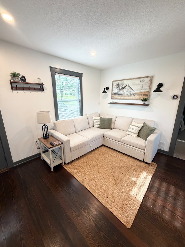 Hobby Hill Farm Guesthouse - Lee's Summit, MO