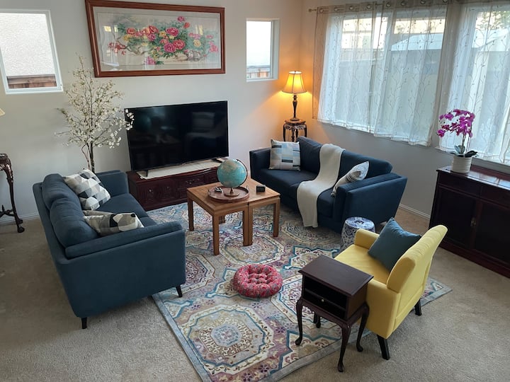 Family/work Crew/sports Team Vacation Home - Tracy, CA