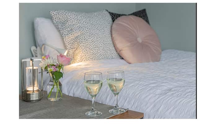 桜並木リバビューのお部屋！|人気の横浜野毛にオープン！横浜４分、羽田空港33 分、駅徒歩４分 - Yokohama