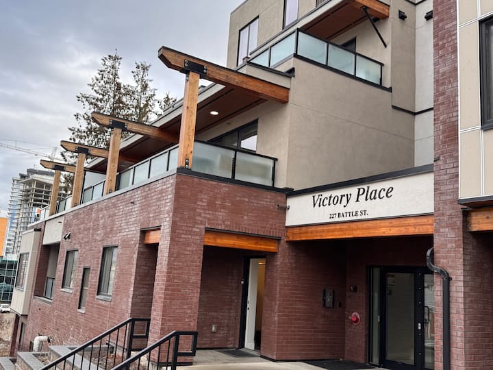 Victory Palace - Kamloops